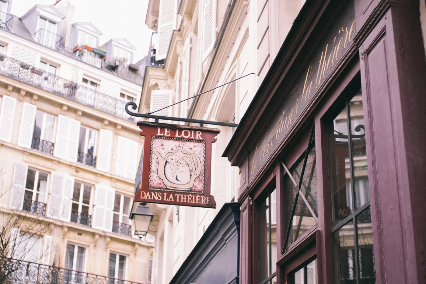 MUST-EAT in Paris: lunch Le Loir dans la théière | Licorne Magazine